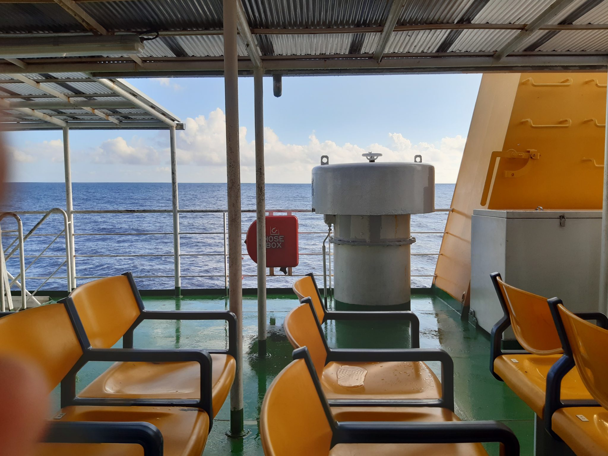海を渡るよ！Samoan ferry!! | D-COOL